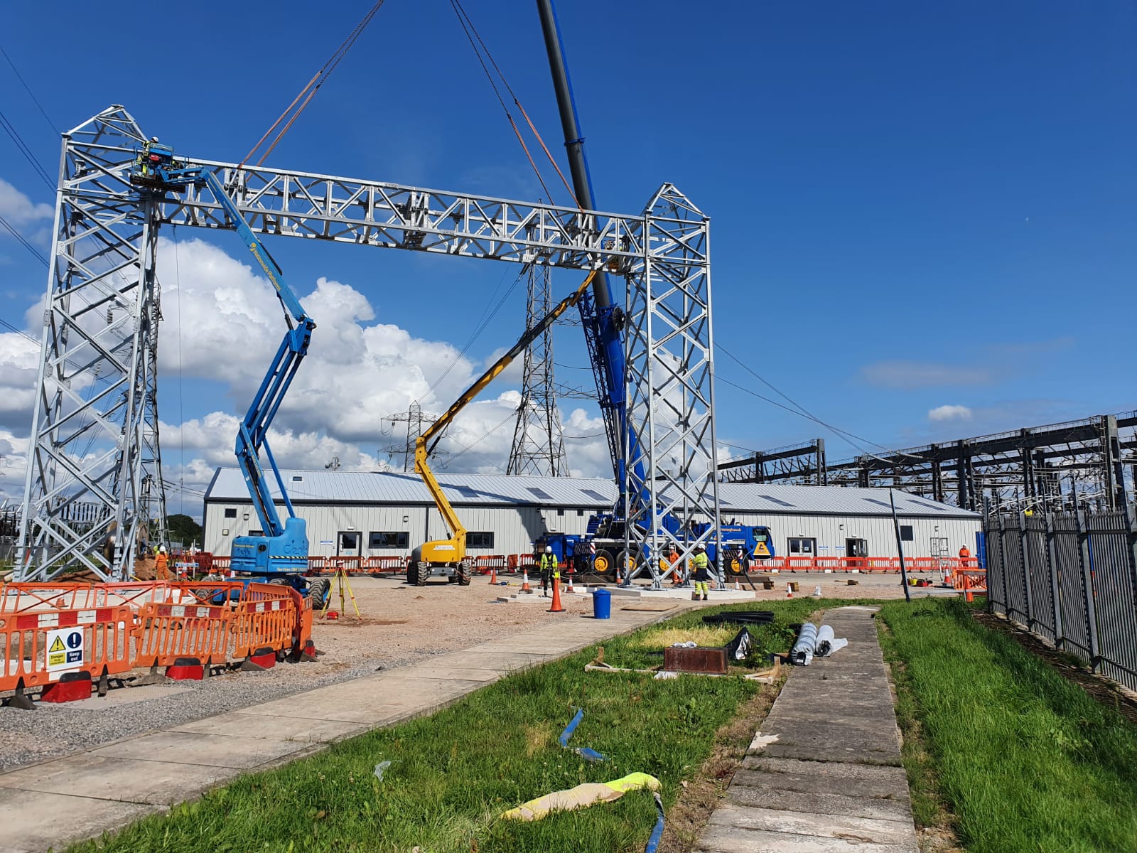 Power Solutions - Omexom UK